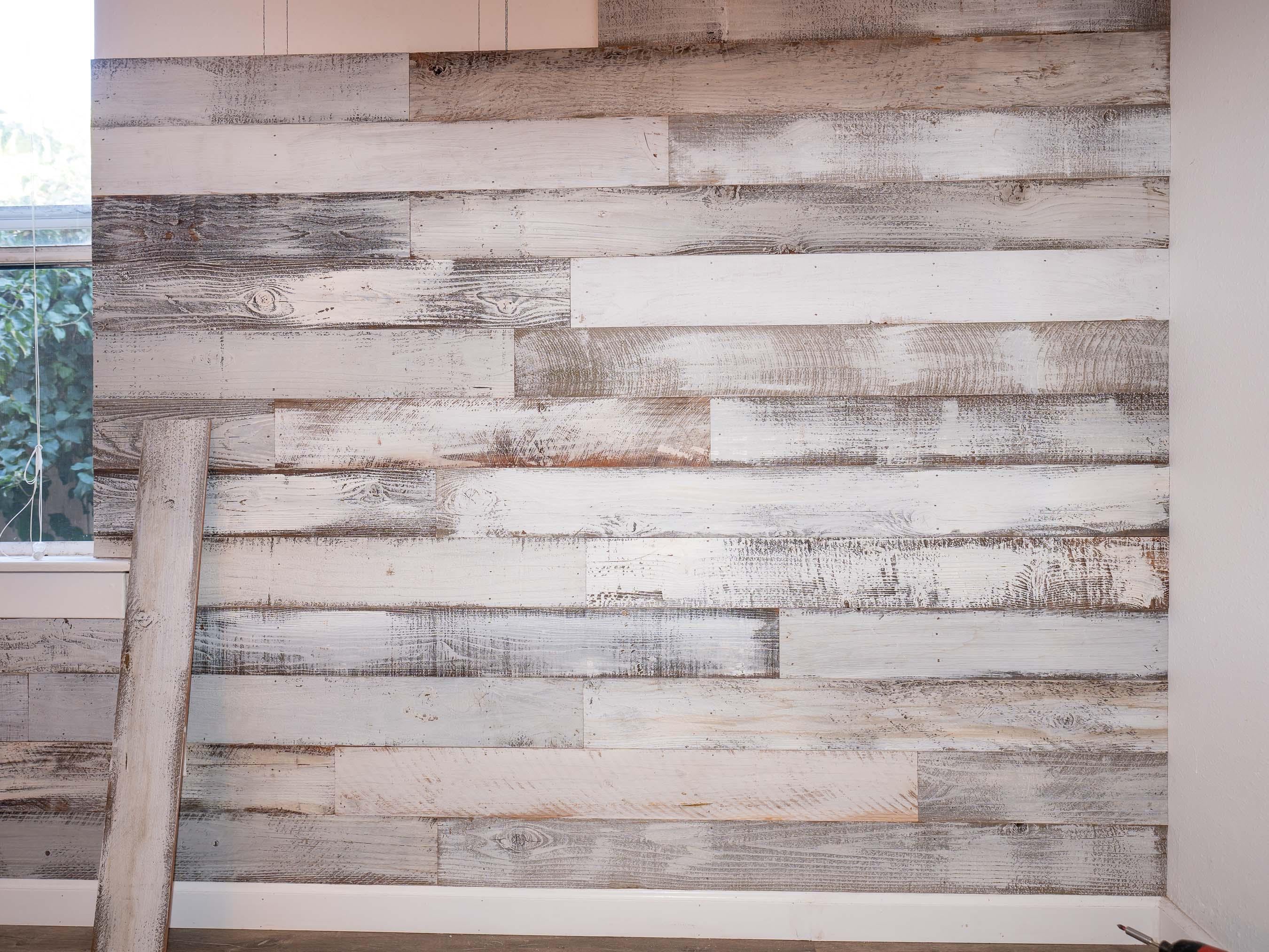 Whitewashed Reclaimed Barn Wood Planks for Accent Wall Paneling