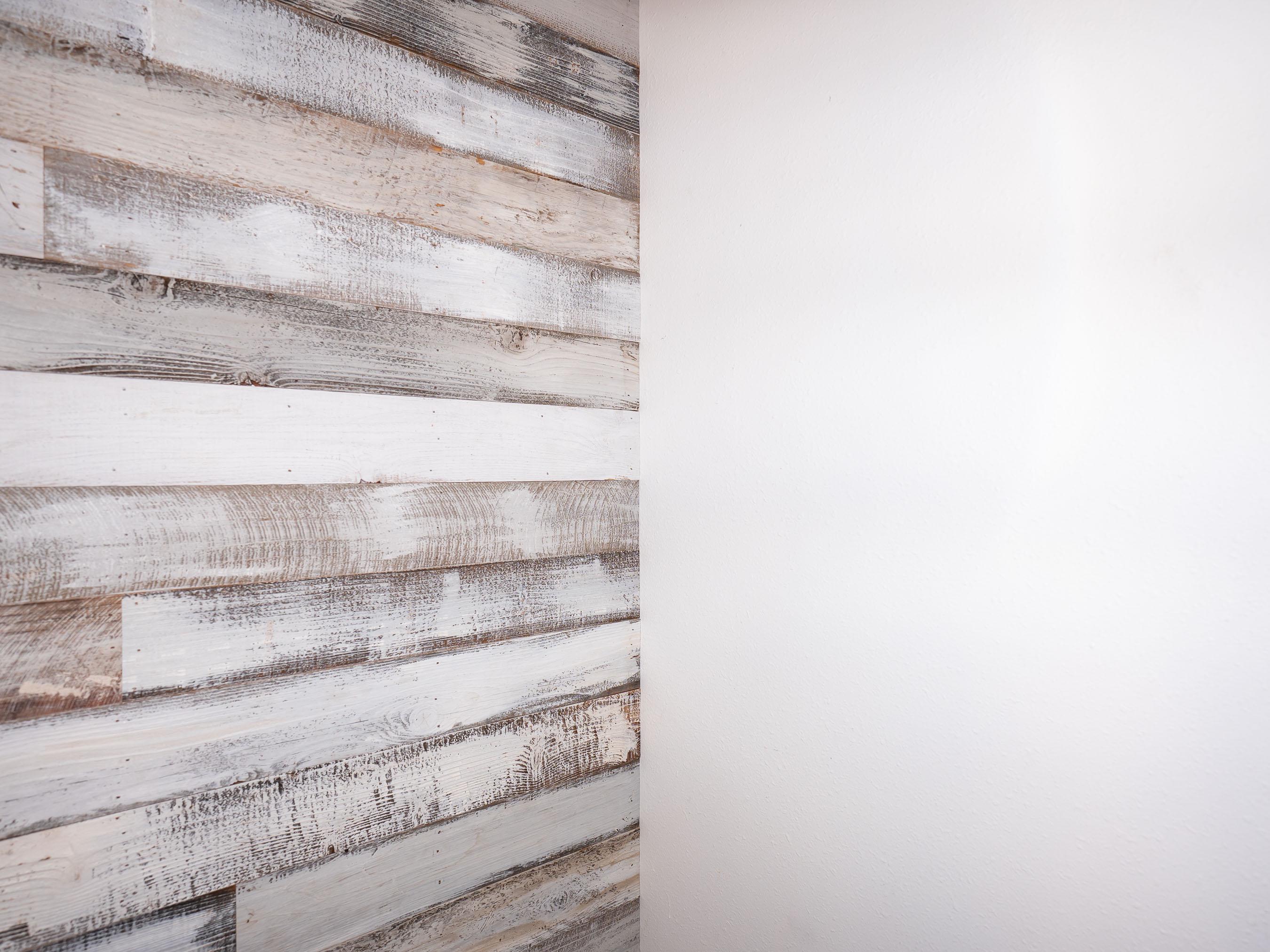 Whitewashed Reclaimed Barn Wood Planks for Accent Wall Paneling